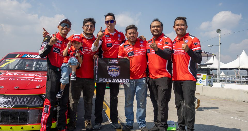 Xavi Razo se apodera de la pole en la NASCAR México en Amozoc ...